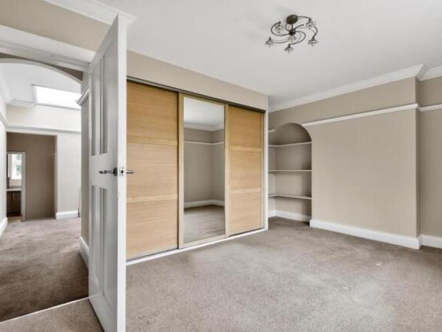 2 bedroom apartment for sale in Ripon Road, Harrogate, HG1