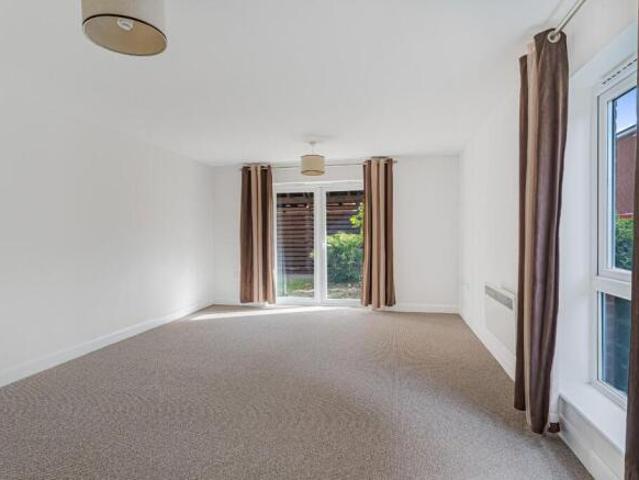 2 bedroom apartment for sale in Rivermead, Oxford, OX1