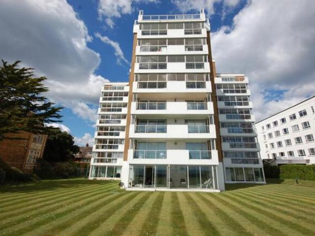 2 bedroom apartment for sale in Riviera, Grove Road, Bournemouth, BH1