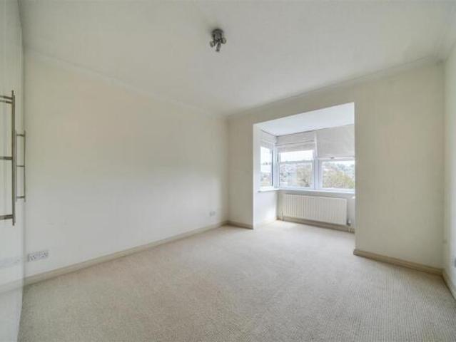 2 bedroom apartment for sale in Rookwood Court, Guildford, GU2