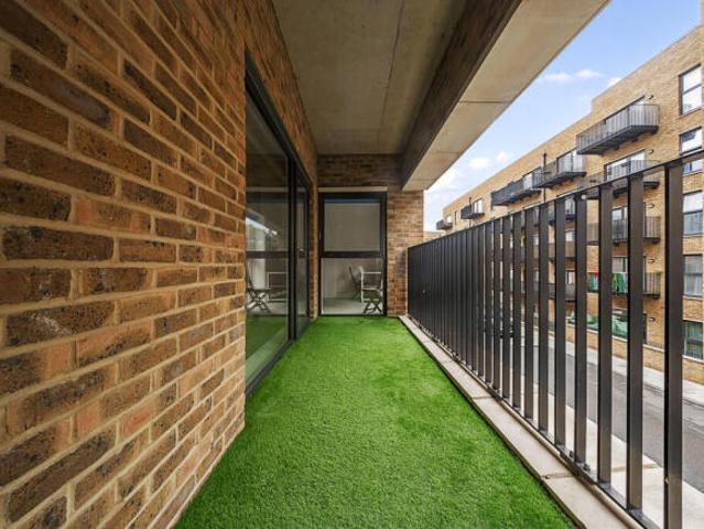 2 bedroom apartment for sale in Rolfe Terrace, Woolwich, London, SE18