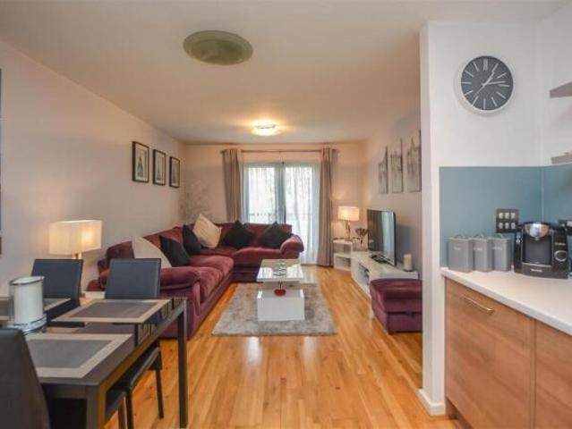 2 bedroom apartment for sale in Rollason Way, Brentwood, CM14