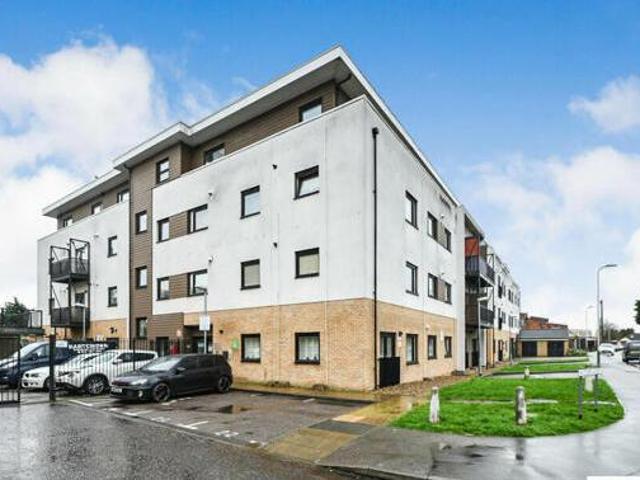 2 Bedroom Apartment For Sale In Romford