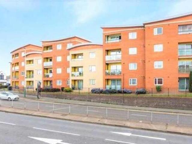 2 Bedroom Apartment For Sale In Romford