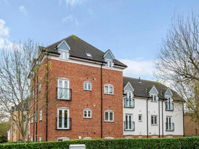 2 Bedroom Apartment For Sale In Romford