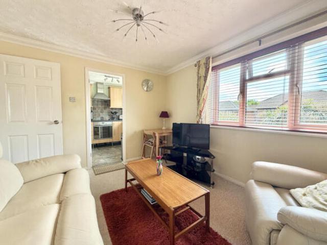 2 bedroom apartment for sale in Rosemary Gardens, Poole, BH12
