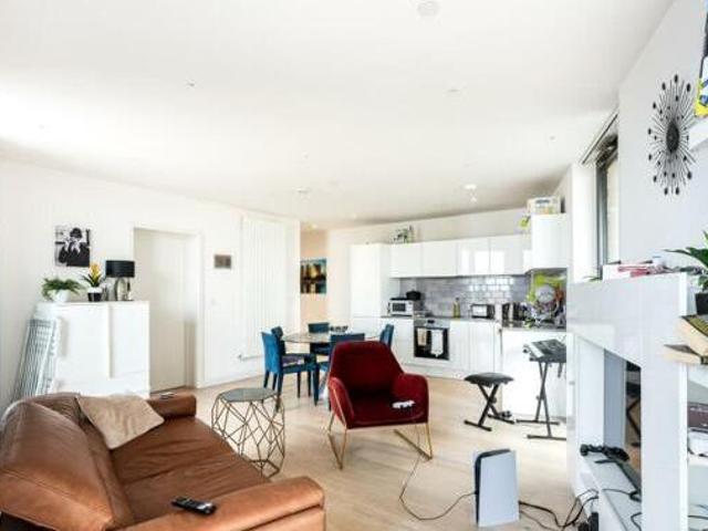 2 Bedroom Apartment For Sale In Royal Wharf