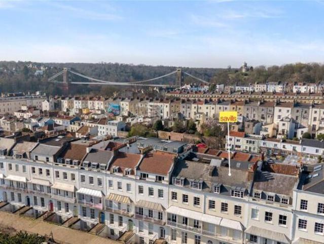 2 bedroom apartment for sale in Royal York Crescent, Clifton, Bristol, BS8