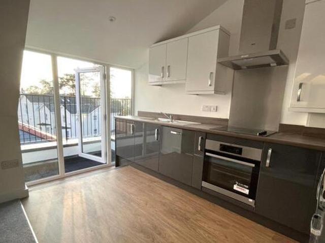 2 Bedroom Apartment For Sale In St Marychurch, Torquay