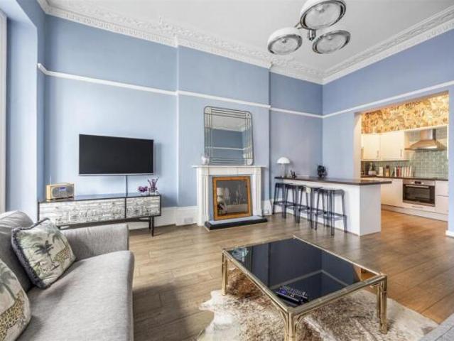 2 bedroom apartment for sale in St Georges Road, Cheltenham, GL50