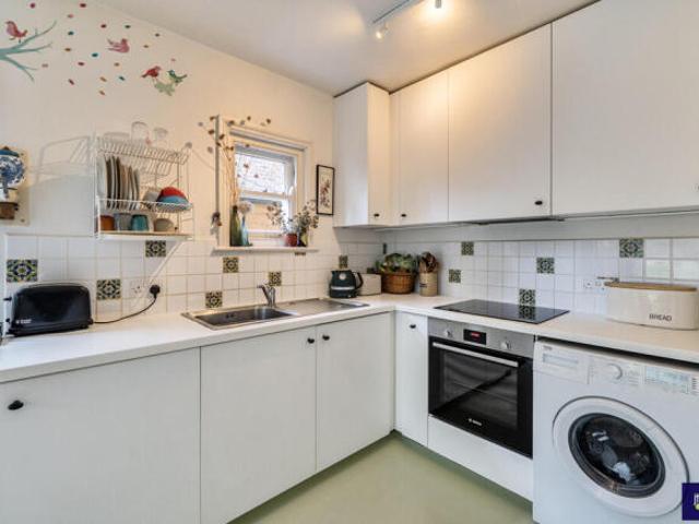 2 bedroom apartment for sale in St. John's Villas, N19