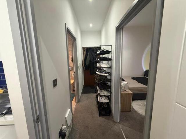 2 bedroom apartment for sale in St. Sepulchre Gate, Doncaster, DN1