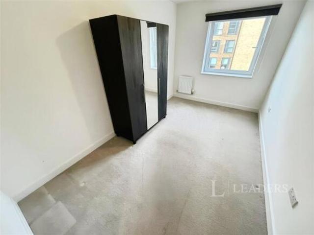 2 bedroom apartment for sale in Stirling Drive, Luton, Bedfordshire, LU2