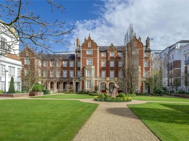 2 bedroom apartment for sale in, Stone Hall Gardens, London, W8