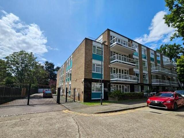 2 Bedroom Apartment For Sale In Stonegrove