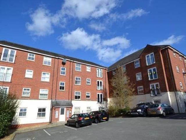 2 bedroom apartment for sale in Stonemere Drive Radcliffe Manchester M26