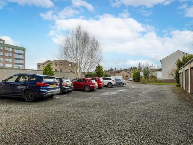 2 bedroom apartment for sale in Stockiemuir Avenue, Bearsden, G61