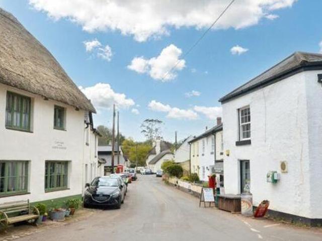 2 Bedroom Apartment For Sale In Stokeinteignhead