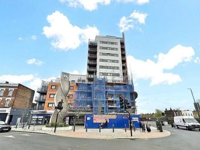 2 Bedroom Apartment For Sale In Stratford