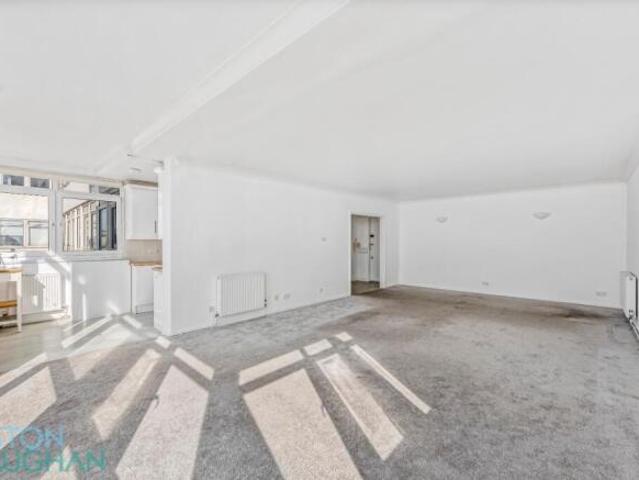 2 bedroom apartment for sale in Sussex Heights, St. Margarets Place, Brighton, East Sussex, BN1