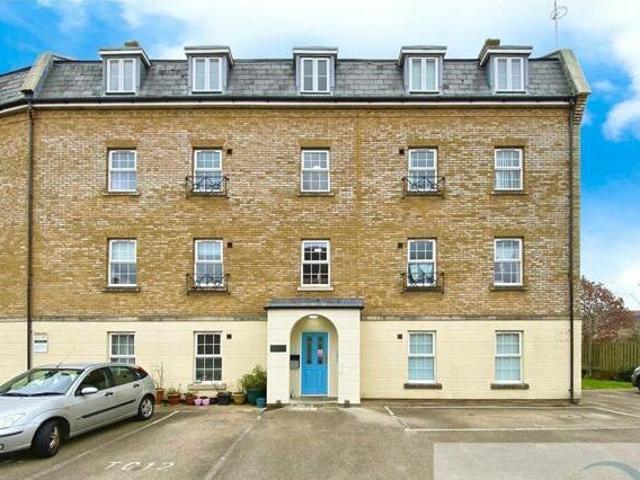 2 Bedroom Apartment For Sale In Swindon