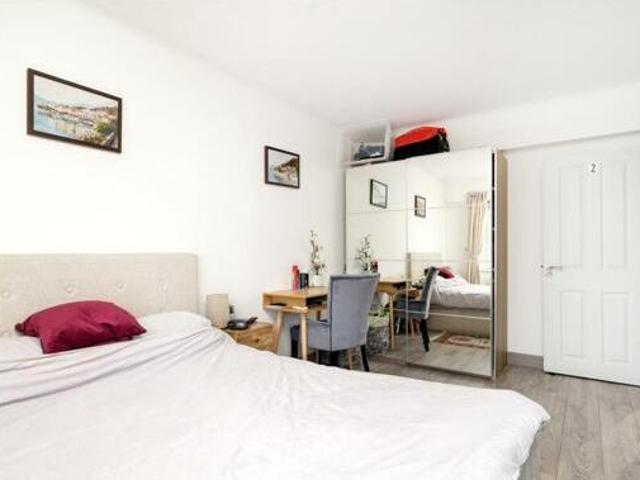 2 Bedroom Apartment For Sale In Swiss Cottage