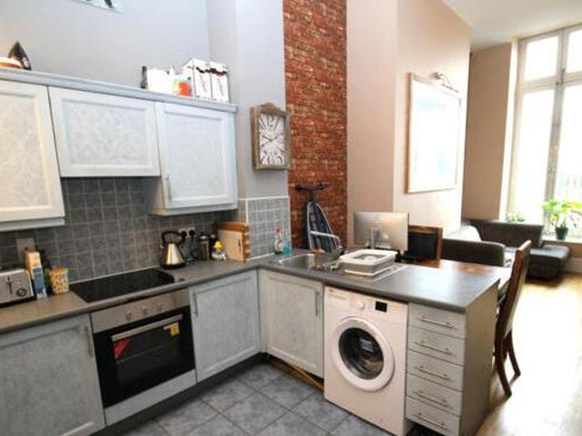 2 Bedroom Apartment For Sale In Salford, Lancashire