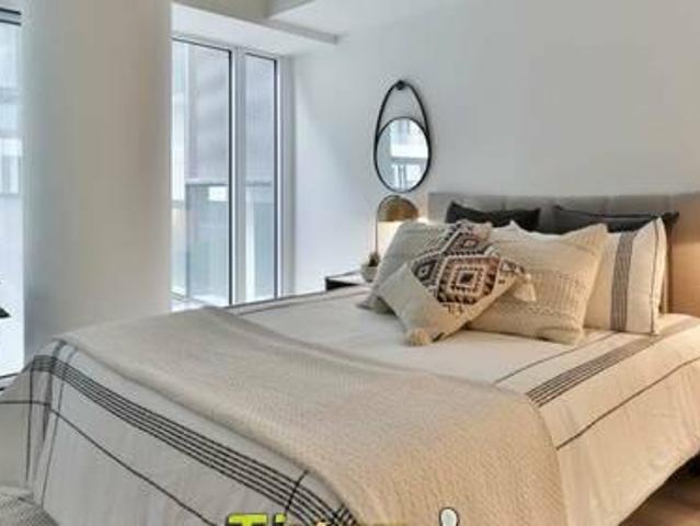 2 bedroom apartment for sale in Salford Quays Apartments Manchester Greater Manchester M50