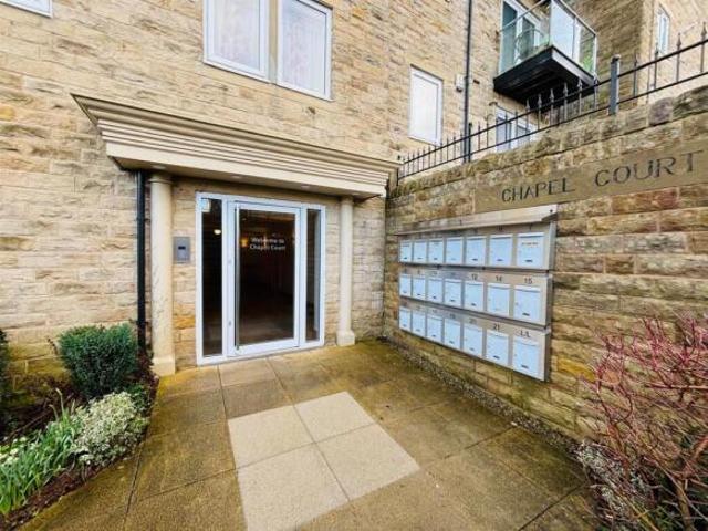 2 bedroom apartment for sale in Sandmoor Garth, Bradford, BD10