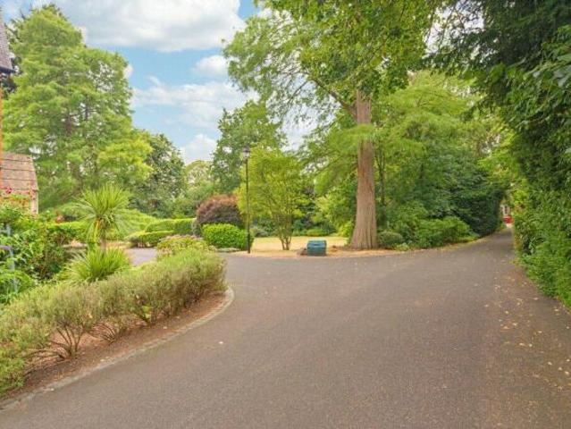 2 bedroom apartment for sale in Scholars Walk, Stoneygate, Leicester, LE2