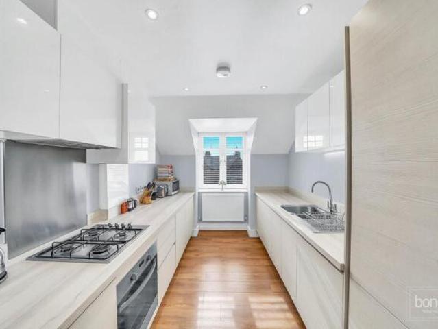 2 bedroom apartment for sale in School View Road, Chelmsford, CM1