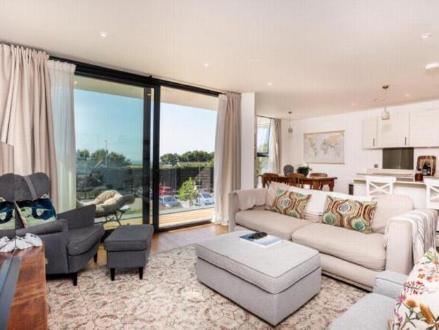 2 bedroom apartment for sale in Seabrook Road, Hythe, CT21