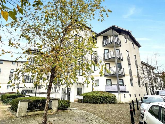 2 bedroom apartment for sale in Seacole Crescent, Old Town, Swindon, SN1