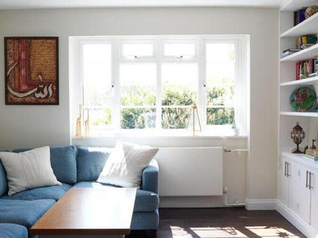 2 Bedroom Apartment For Sale In Sheen Road, London