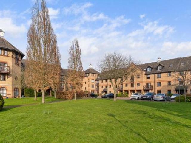 2 Bedroom Apartment For Sale In Sheering Mill Lane, Essex