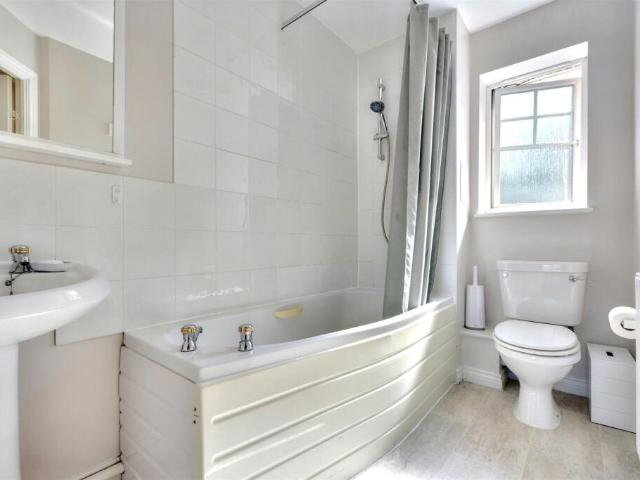 2 bedroom apartment for sale in Sheridan Way, Nottingham, NG5