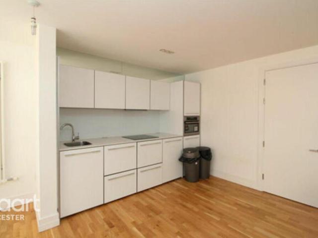 2 bedroom apartment for sale in Shires Lane, Leicester, LE1
