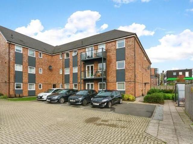2 Bedroom Apartment For Sale In Shirley