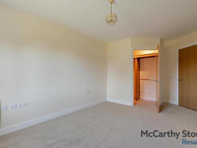 2 bedroom apartment for sale in Shortwood Copse Lane, Basingstoke, RG23