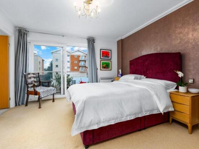 2 bedroom apartment for sale in Sienna House, Lynton Court, Century Wharf, Cardiff, CF10