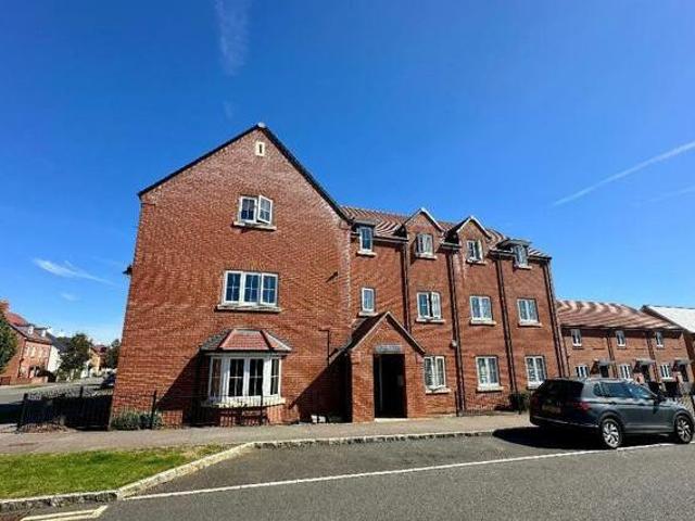 2 Bedroom Apartment For Sale In Silsoe, Bedfordshire