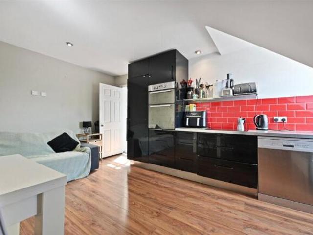 2 bedroom apartment for sale in Sinclair Road, Brook Green, London, W14
