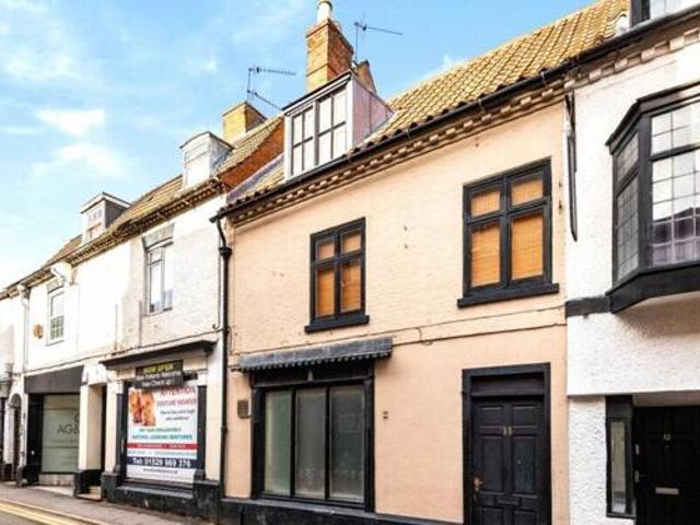 2 Bedroom Apartment For Sale In Sleaford, Lincolnshire