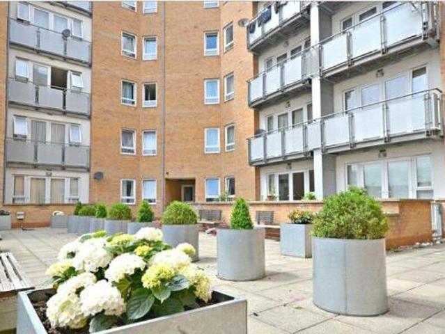 2 Bedroom Apartment For Sale In Slough