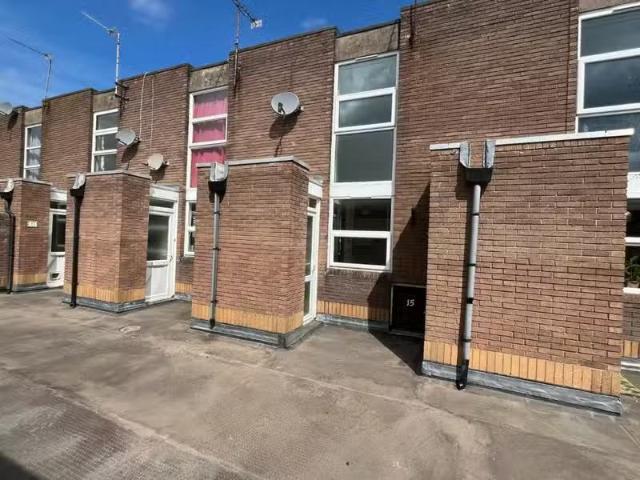 2 bedroom apartment for sale in Somerset Square, Nailsea, Nort.