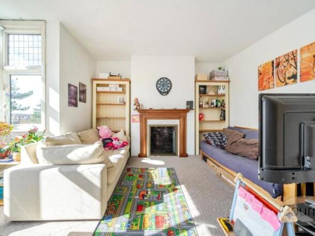 2 bedroom apartment for sale in South Hill, Guildford, Surrey, GU1
