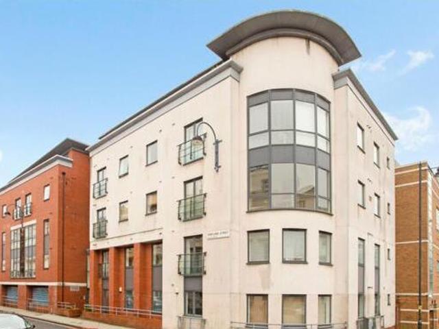 2 Bedroom Apartment For Sale In Southampton, Hampshire