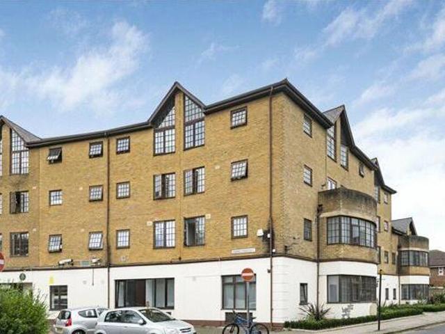 2 Bedroom Apartment For Sale In Southall