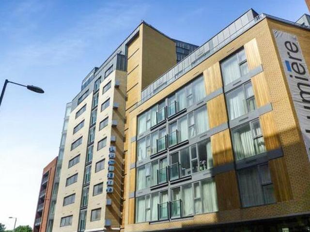 2 Bedroom Apartment For Sale In Southern Gateway, Manchester