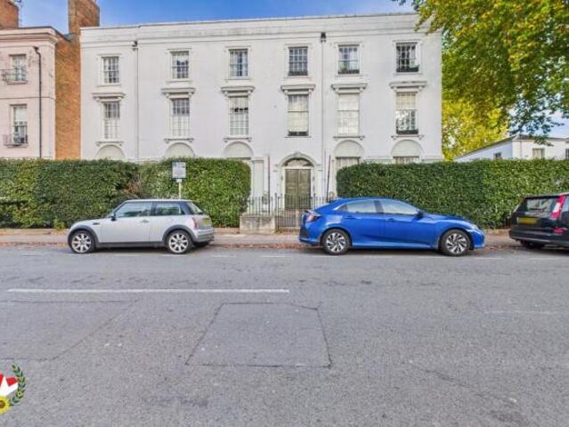 2 bedroom apartment for sale in Ribston Hall, Spa Road, Gloucester GL1 1UY, GL1